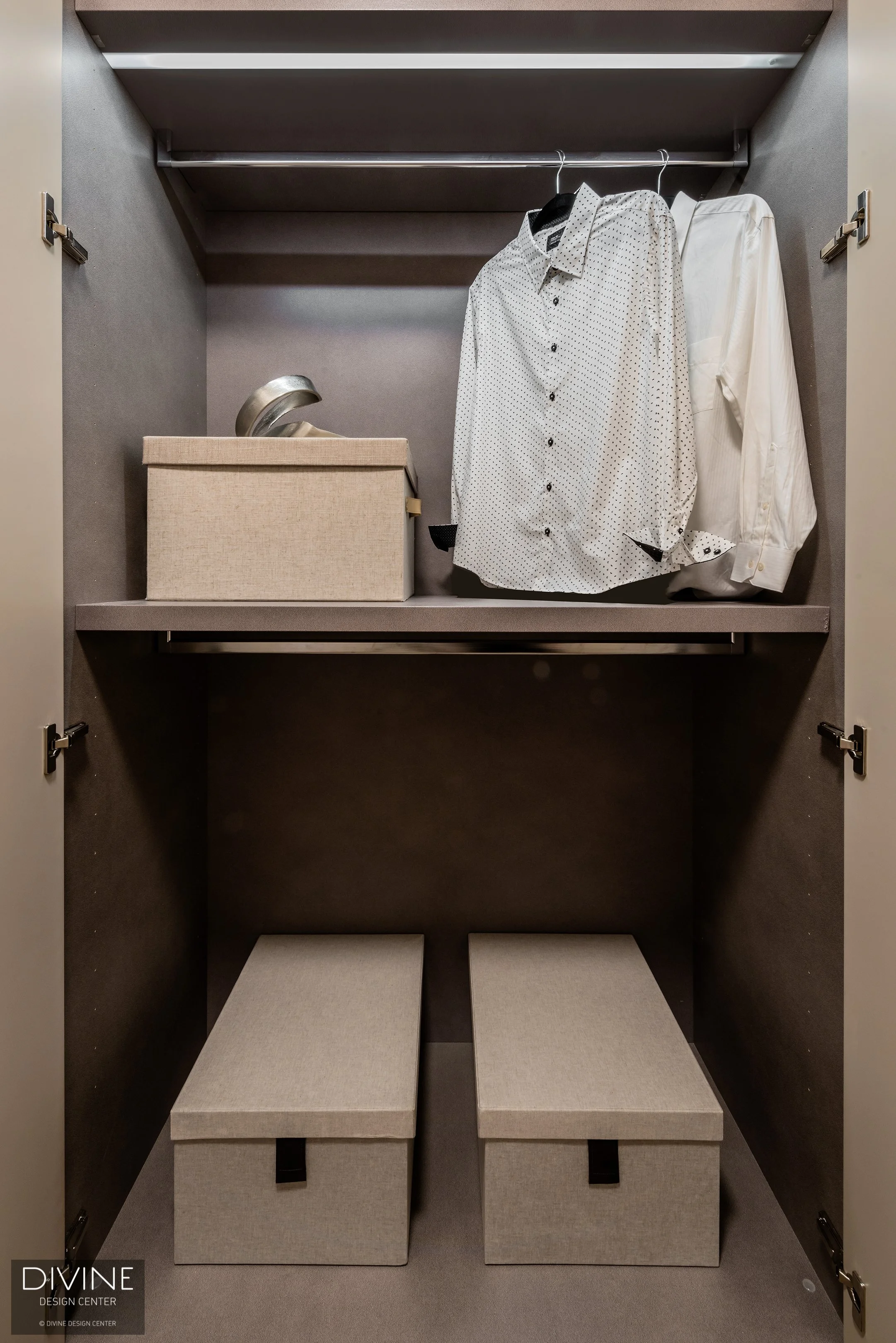 Multi-Unit — Divine Design Center