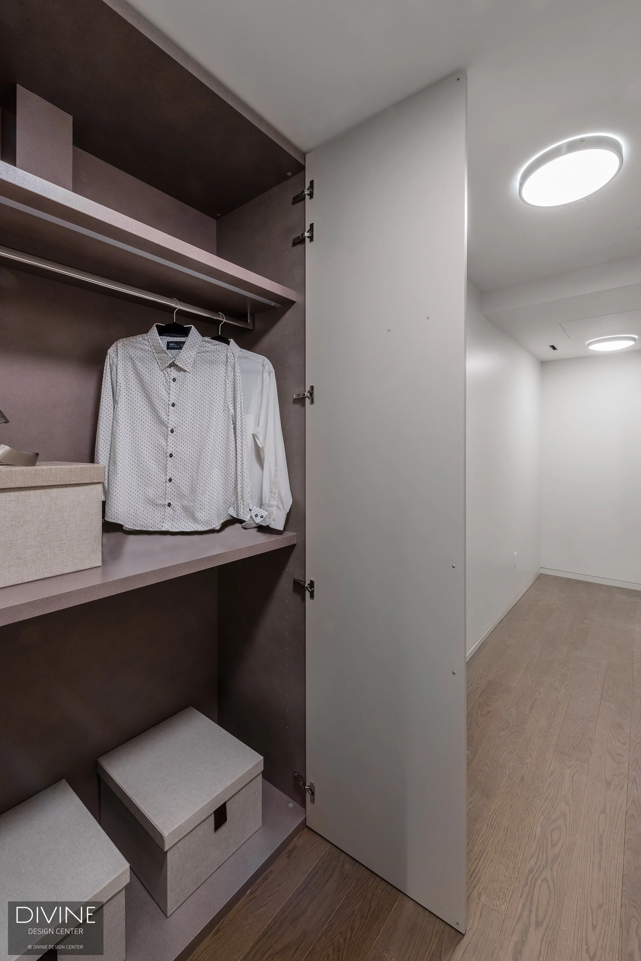 Multi-Unit — Divine Design Center