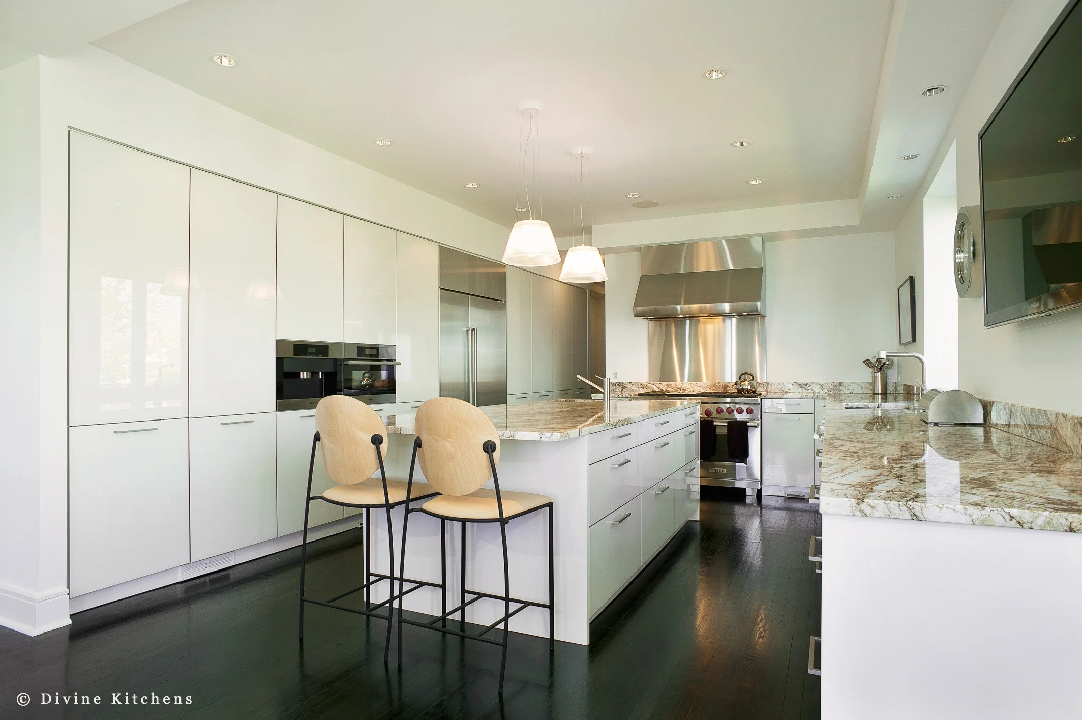 Boston Award Winning Modern & Contemporary Kitchens — Divine Design Center