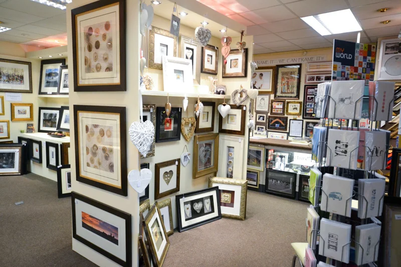 Showroom — The Picture Place