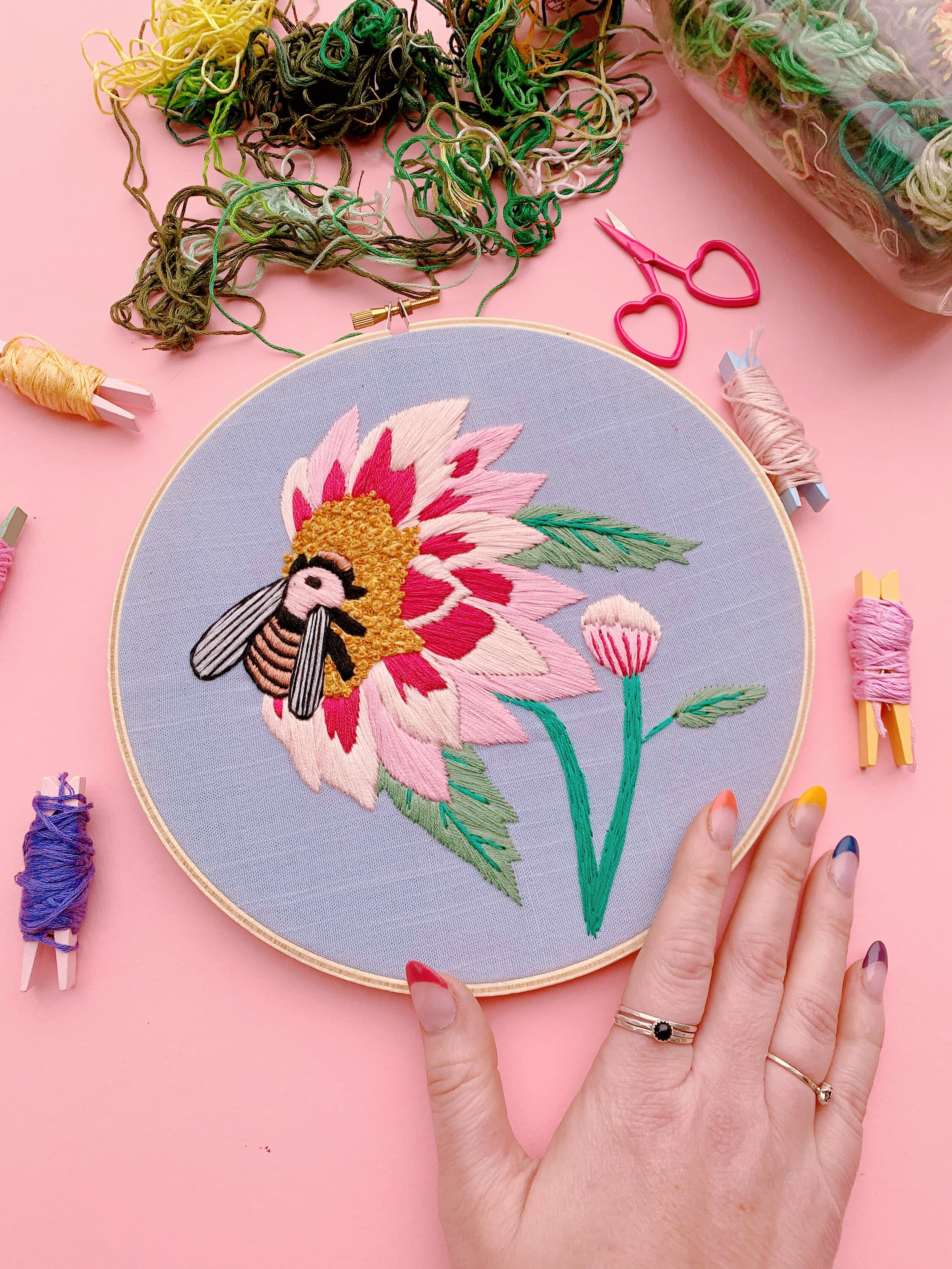 Napping Bee . PDF Hand Embroidery Pattern — Kristen Gula