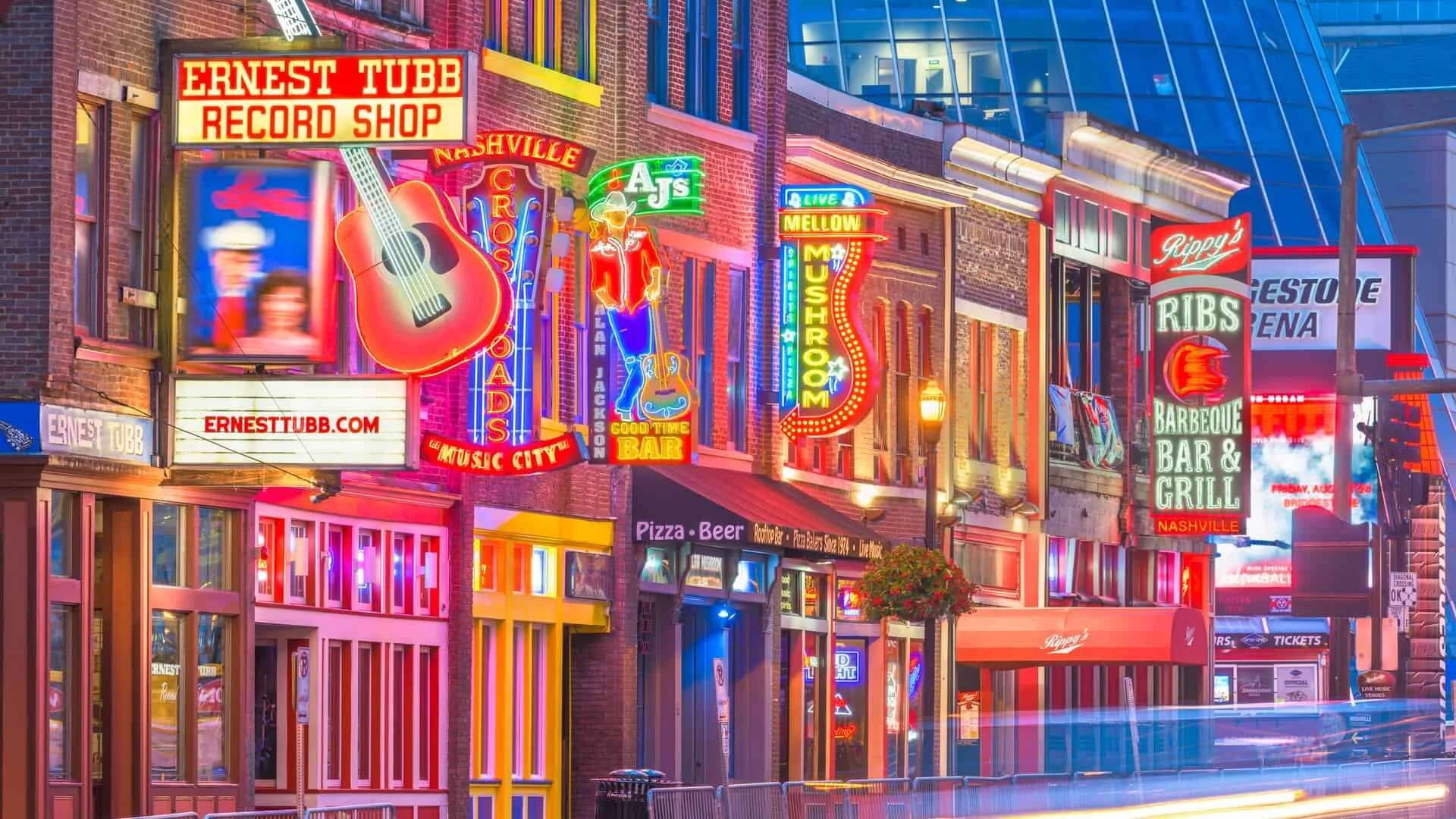 Is Nashville A Dog Friendly City is-nashville-a-dog-friendly-city