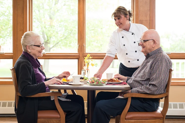 Senior Living: Heart-Healthy Tips for a Happy and Healthy Life — Pines ...