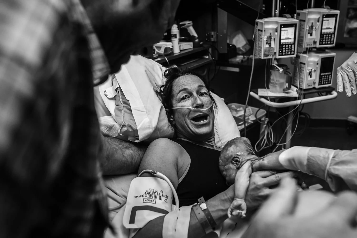 Birth Reaction Photos, Jennifer Mason - Michigan Birth Photographer ...
