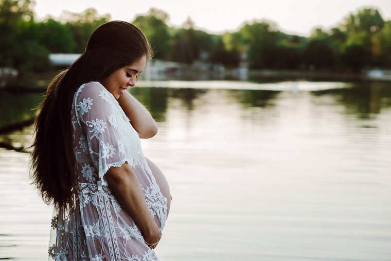 Maternity Session in the Water in Chelsea, Michigan — Jennifer Mason ...