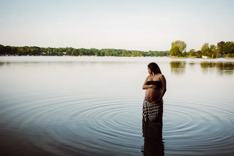 Maternity Session in the Water in Chelsea, Michigan — Jennifer Mason ...