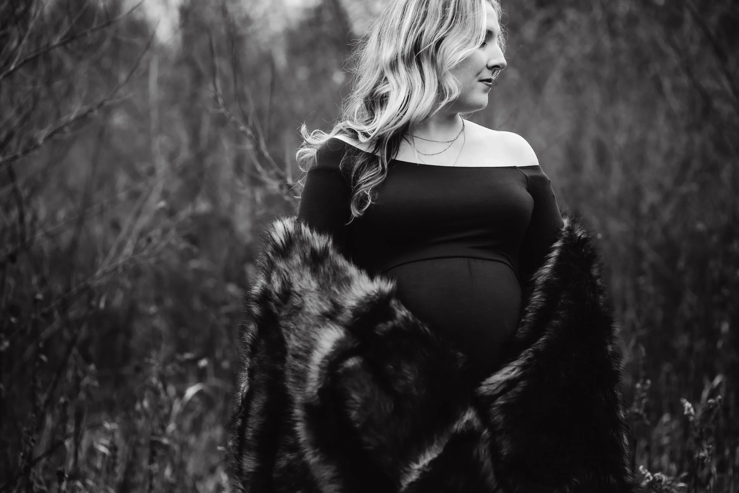 Pregnancy Photography at West Lake in Chelsea, Michigan — Jennifer ...