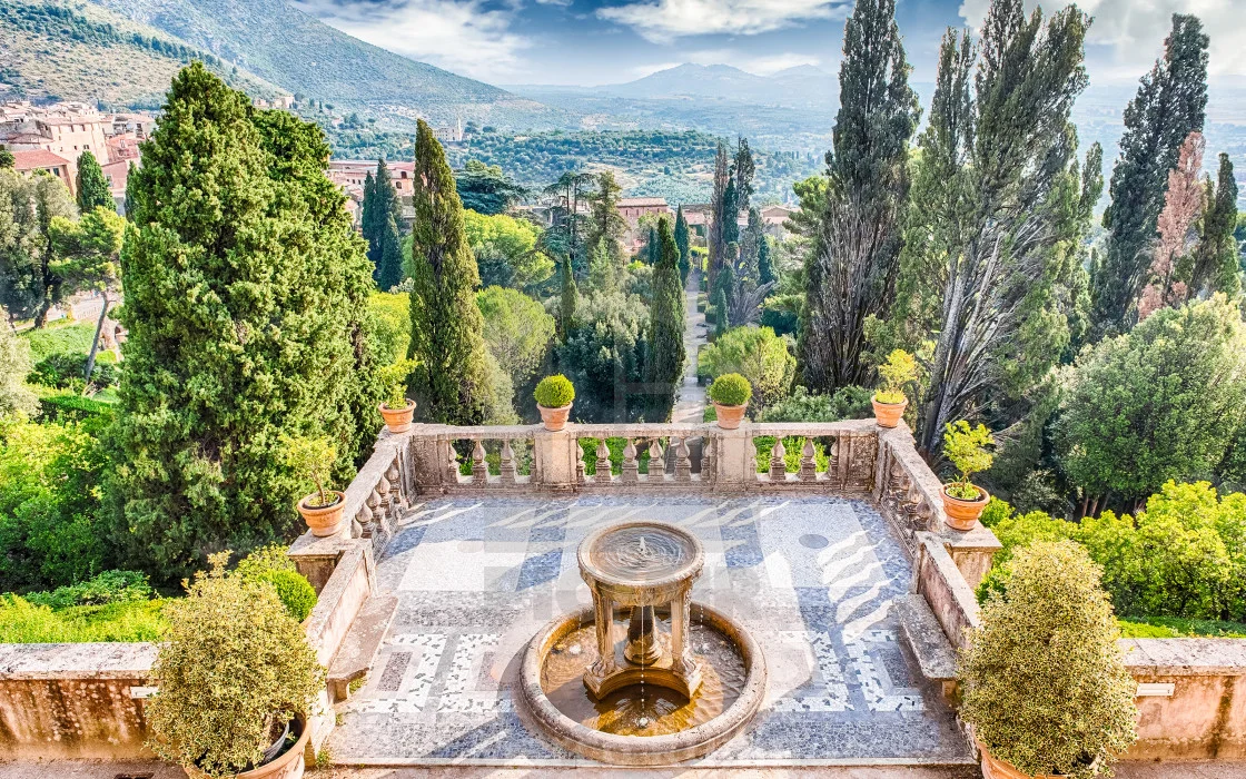 The Renaissance gardens οf the Villa d’Este in Rome, Italy — BARBARA ...