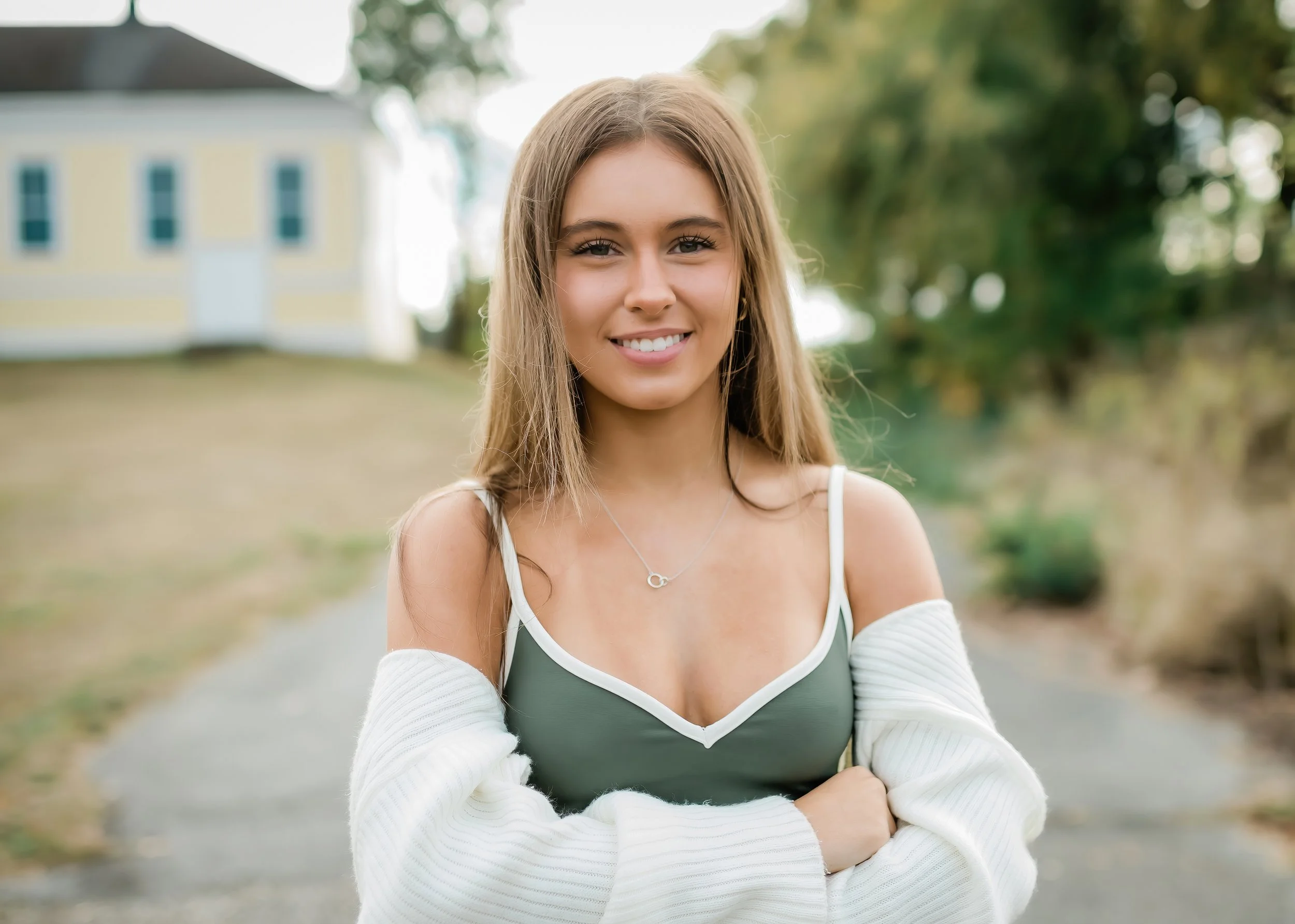 Why You Should Schedule Your Senior Session Early — Katie Niemer Photography