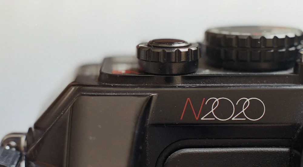 Nikon N2020 — Aperture Preview