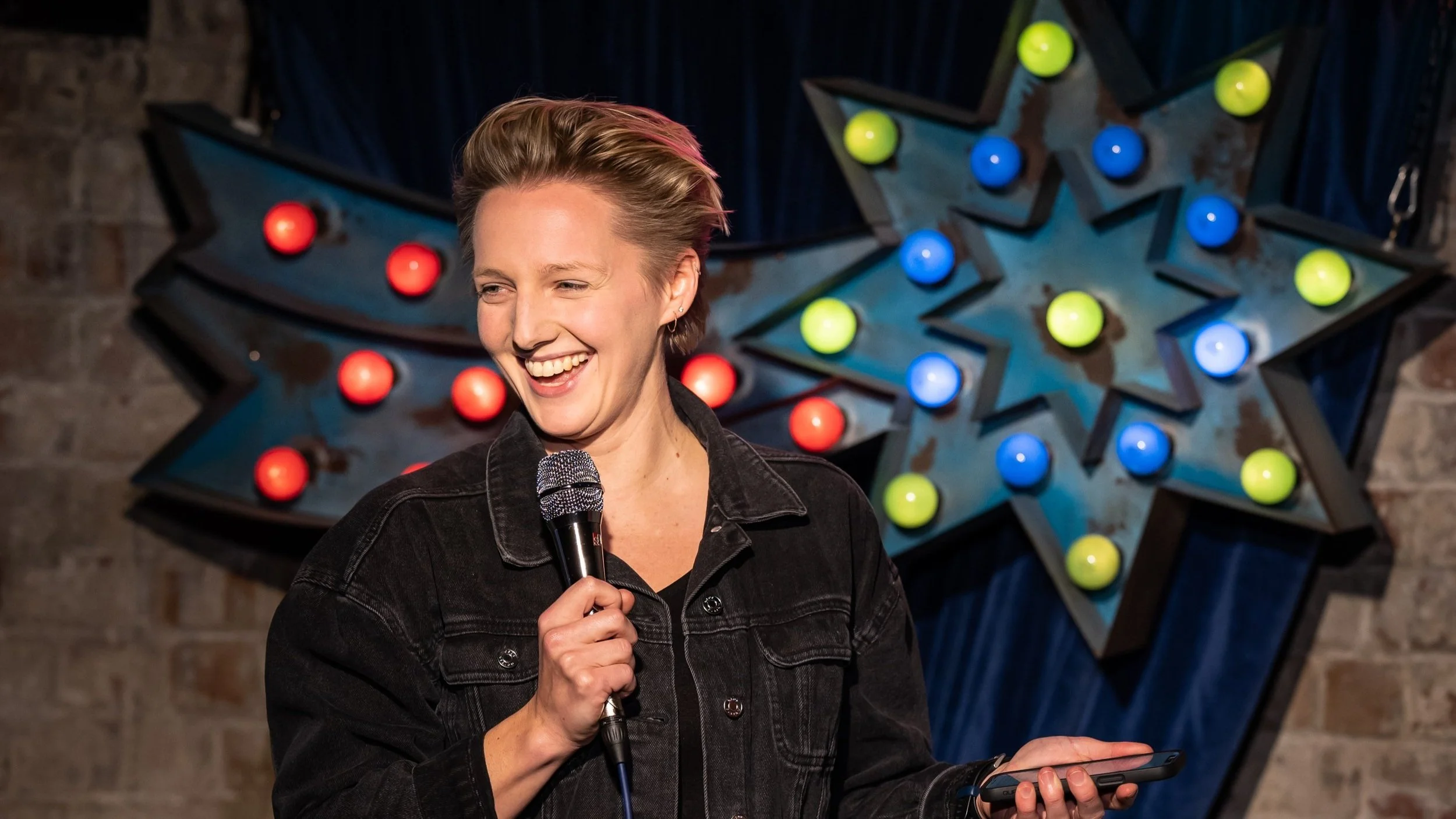 Anna Ploszajski, Training — Anna Ploszajski