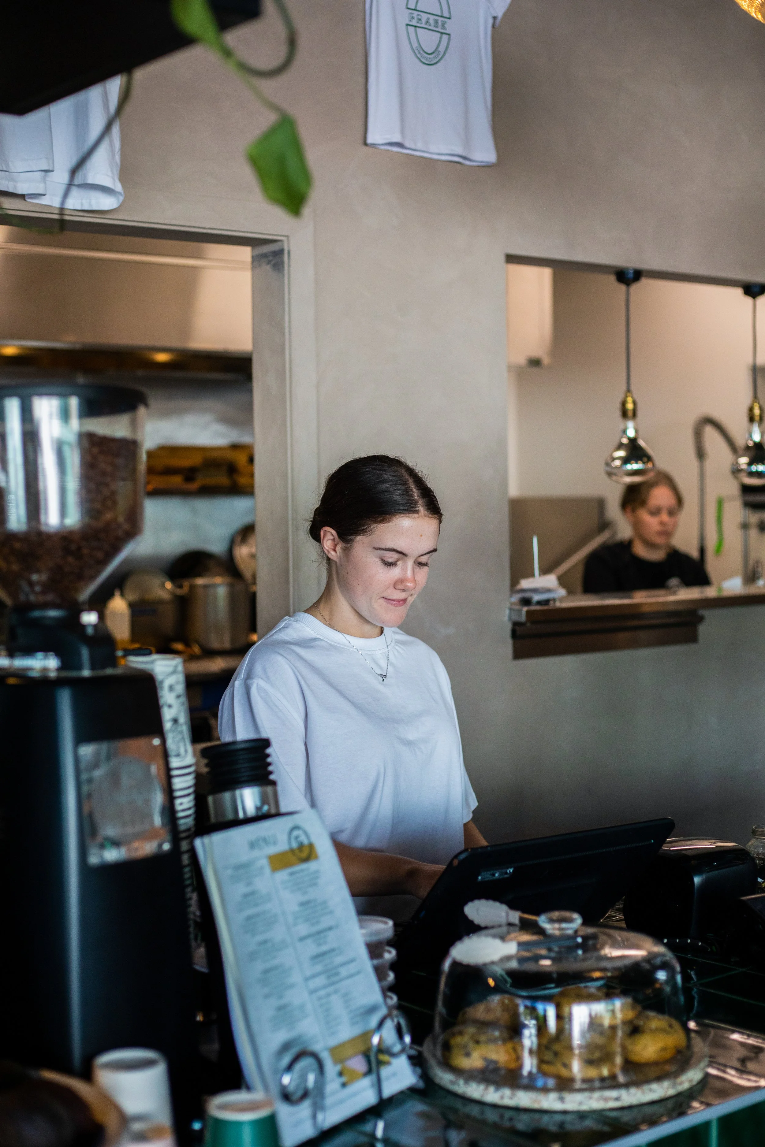Coffee & Food — Frank
