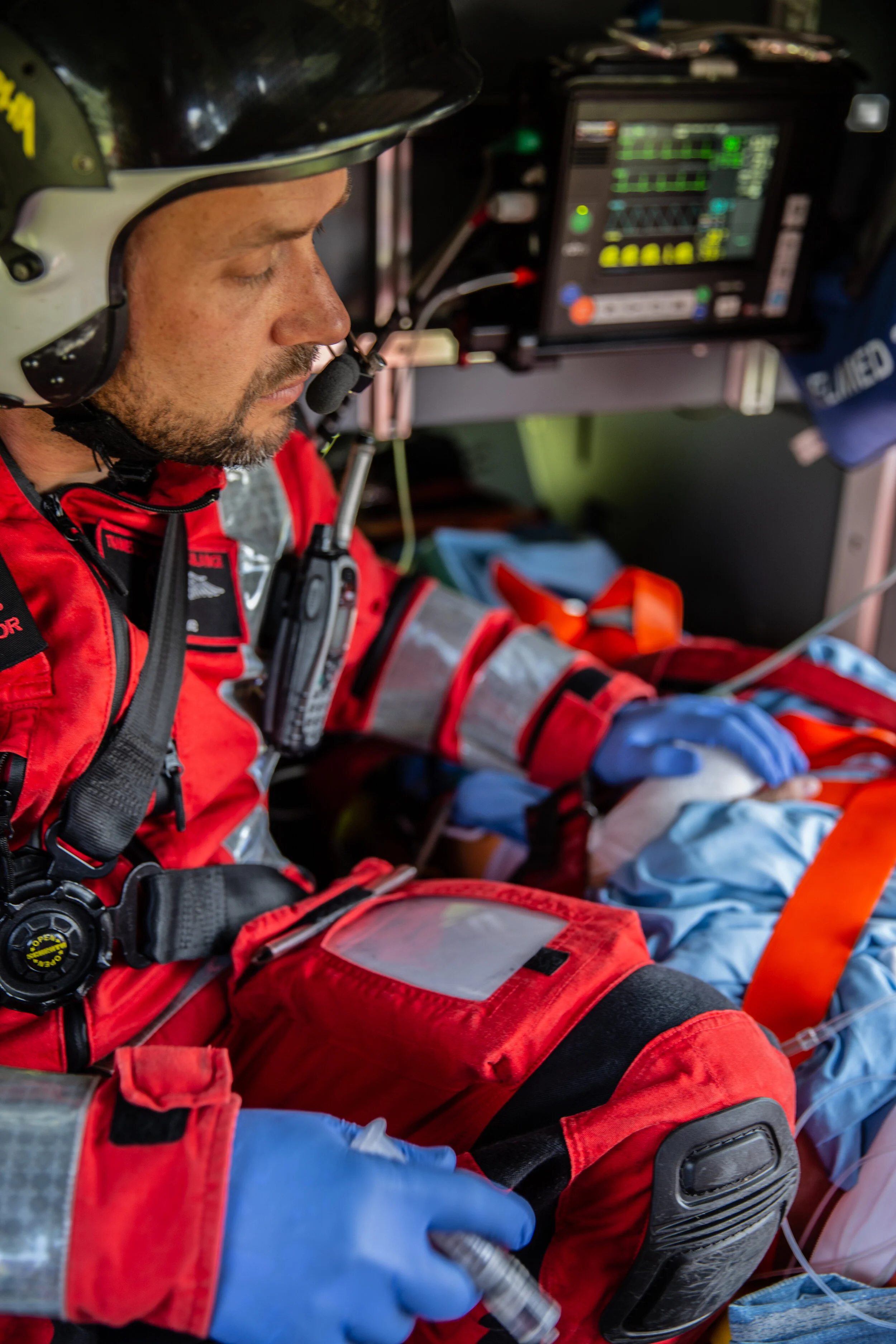 Lifestyle Photography, Corporate Promotion Photography, Emergency ...