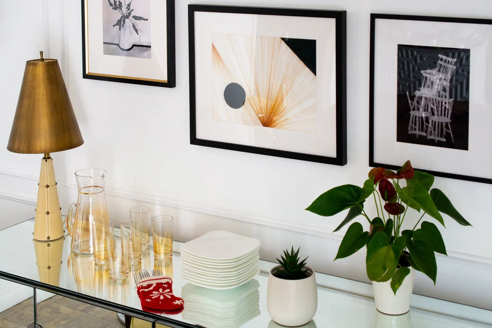 How to create an art gallery wall — Hausmatter