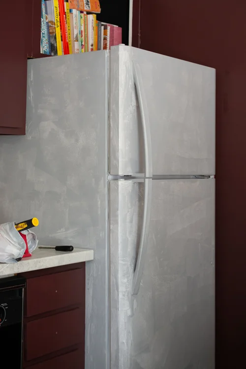 How to paint a fridge the right way — Hausmatter