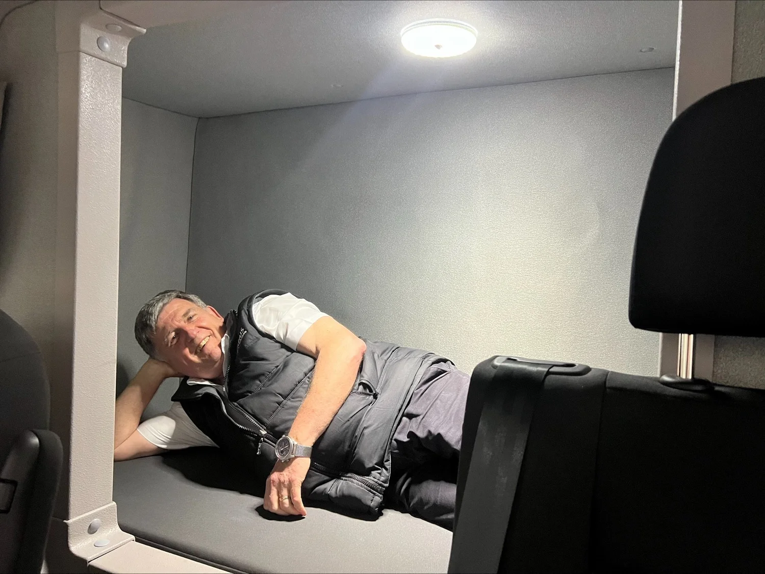 Maxi-Low | Lightweight vans | Maxi-Low | Lightweight Commercial Vehicles