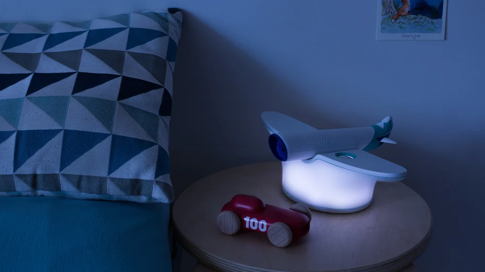WestJet Flight Light, keeping children and travelling parents connected ...