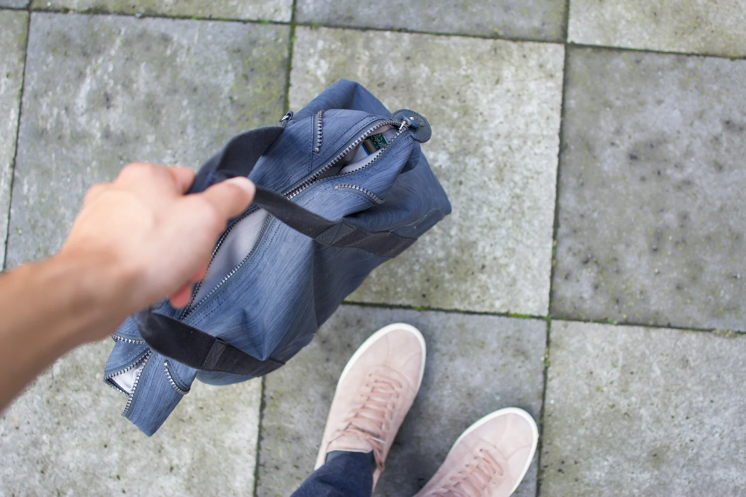 A connected camera designed for social impact — FROLIC studio ...