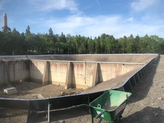 Around oil cistern — INERO