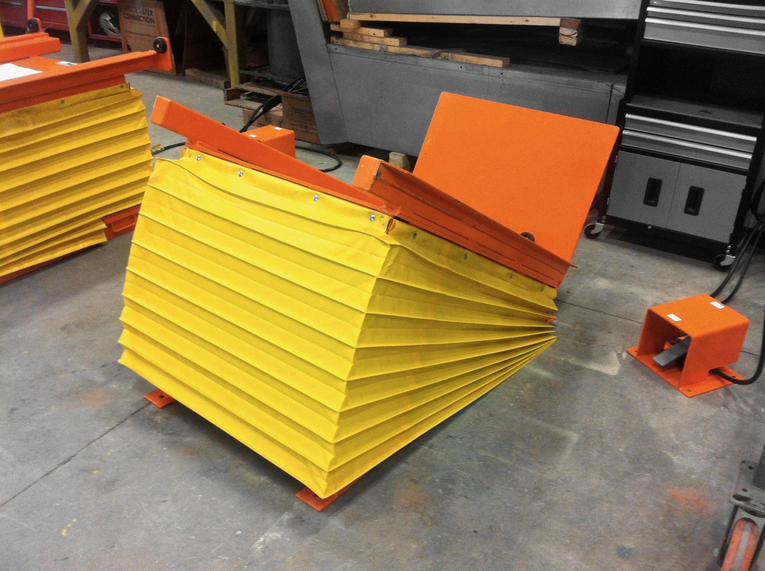 Accutilt™ - Tilt Table — SailRail Automated Systems Inc. | A Full Line ...