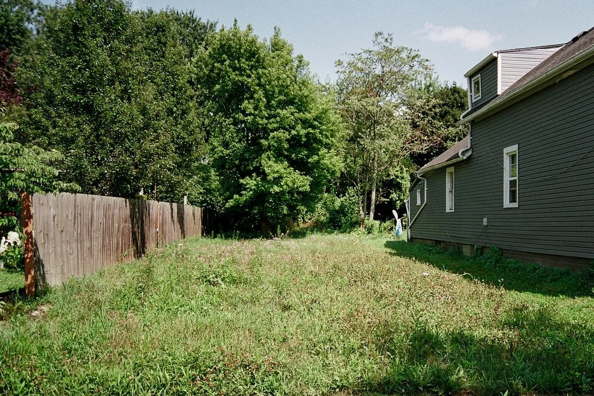 Inside collaborative neighborhood photowalks with Signal Cleveland