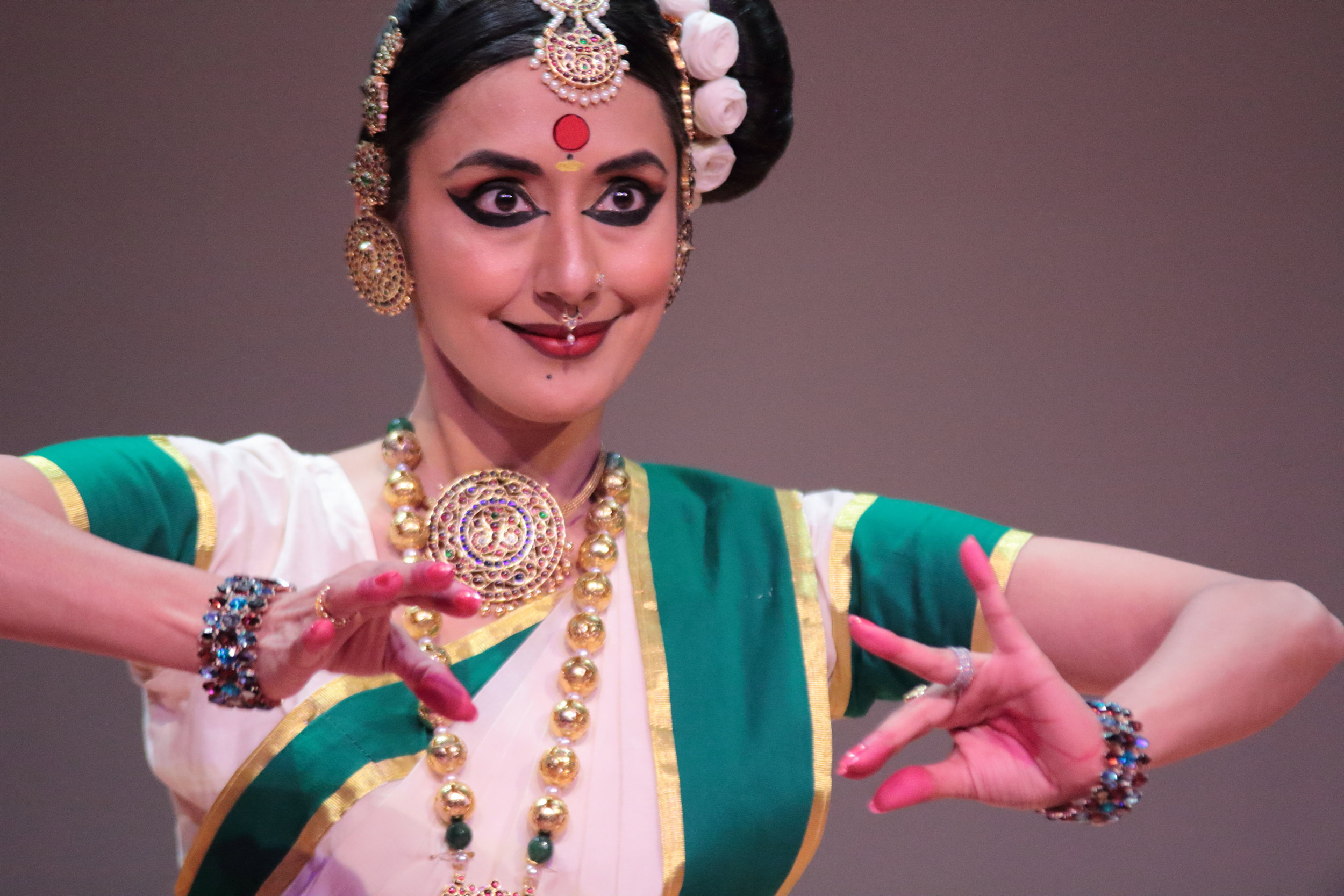 Bindu Rajendren - Mohiniattam Dancer