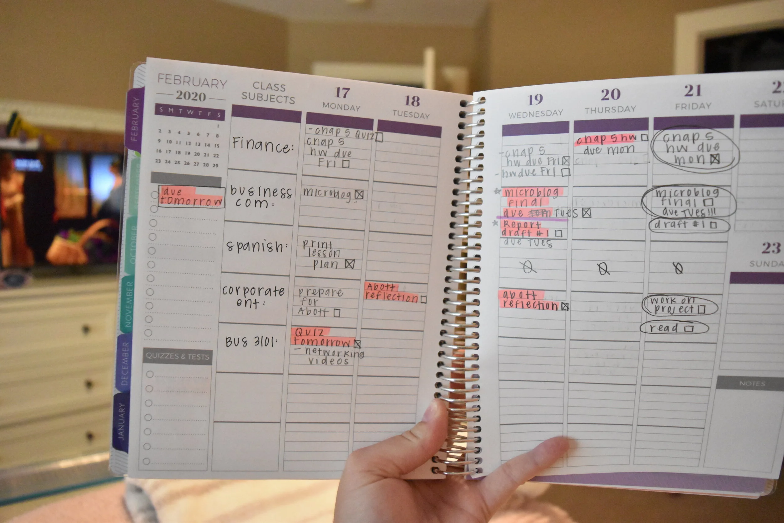 How I Organize My Life- College Edition — XOXO Megan