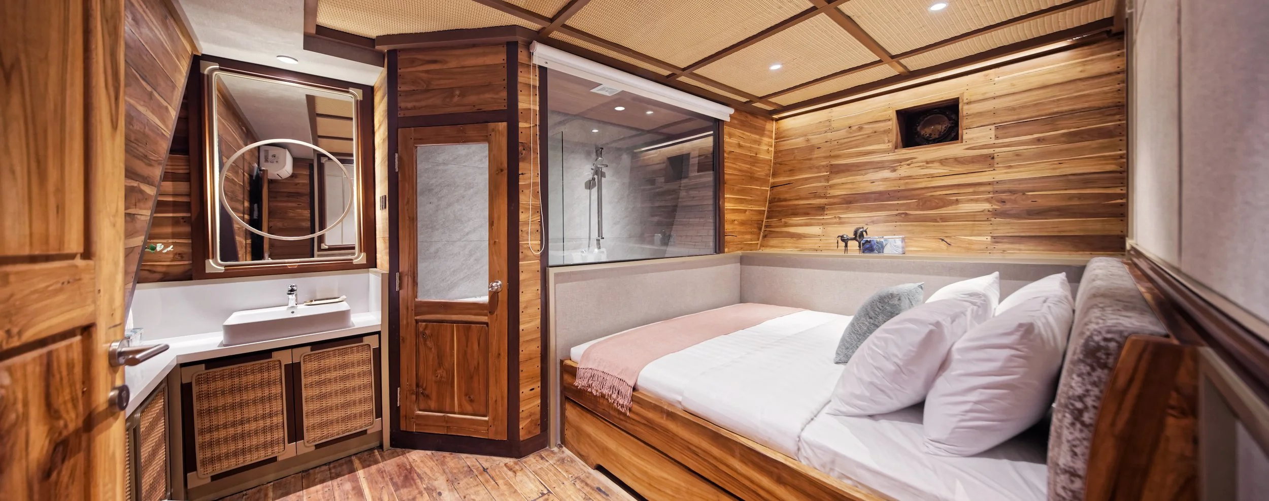 Mutiara Phinisi, OID Interior Studio — Fernando Gomulya Architectural ...