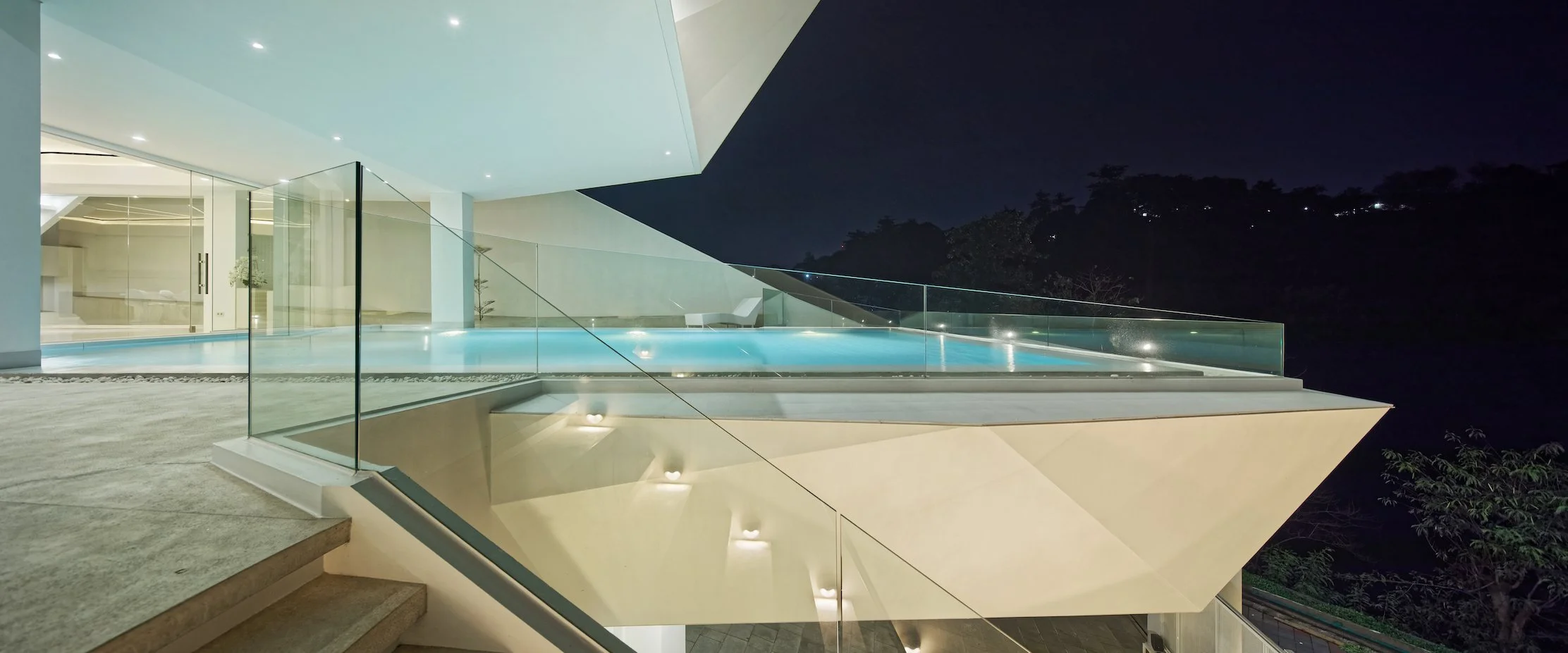 Z Line House — Fernando Gomulya Architectural Photography