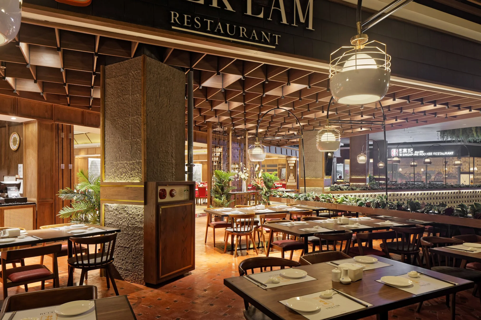 Restaurant — Fernando Gomulya Architectural Photography