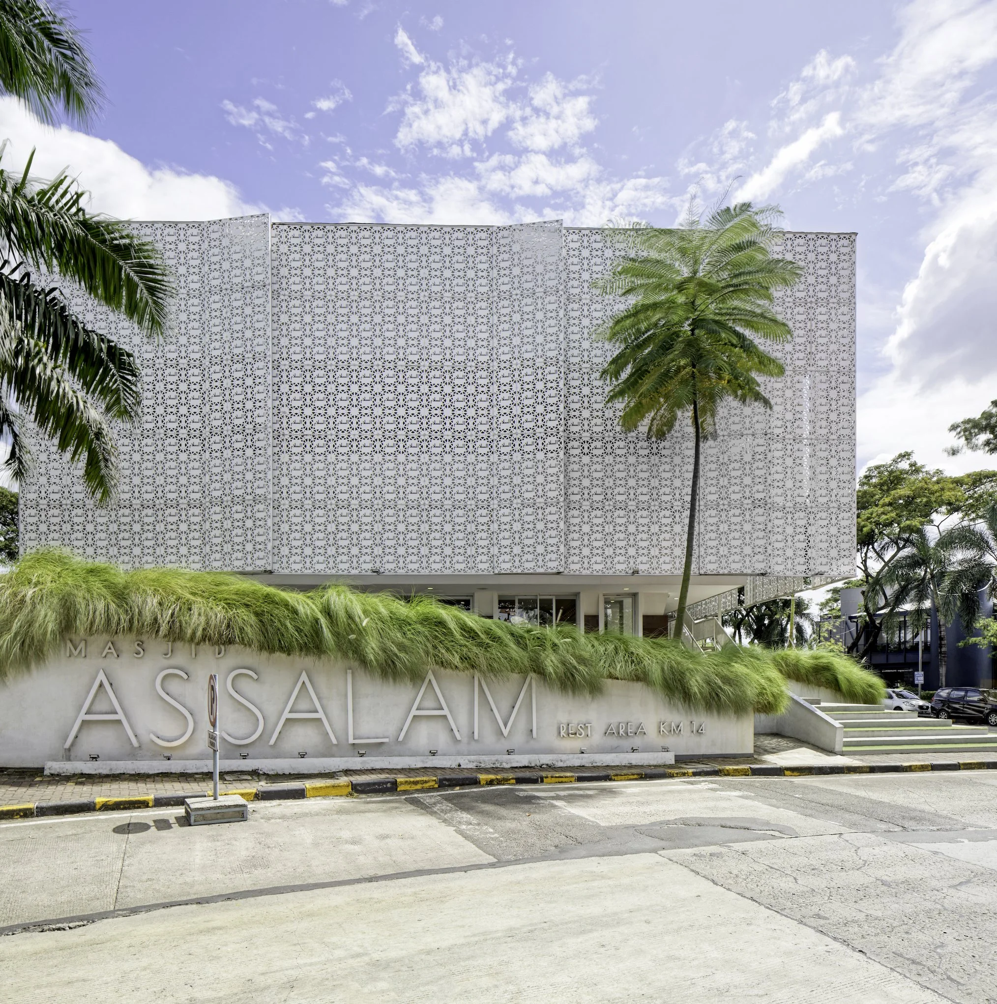 Masjid As Salam, Delution — Fernando Gomulya Architectural Photography