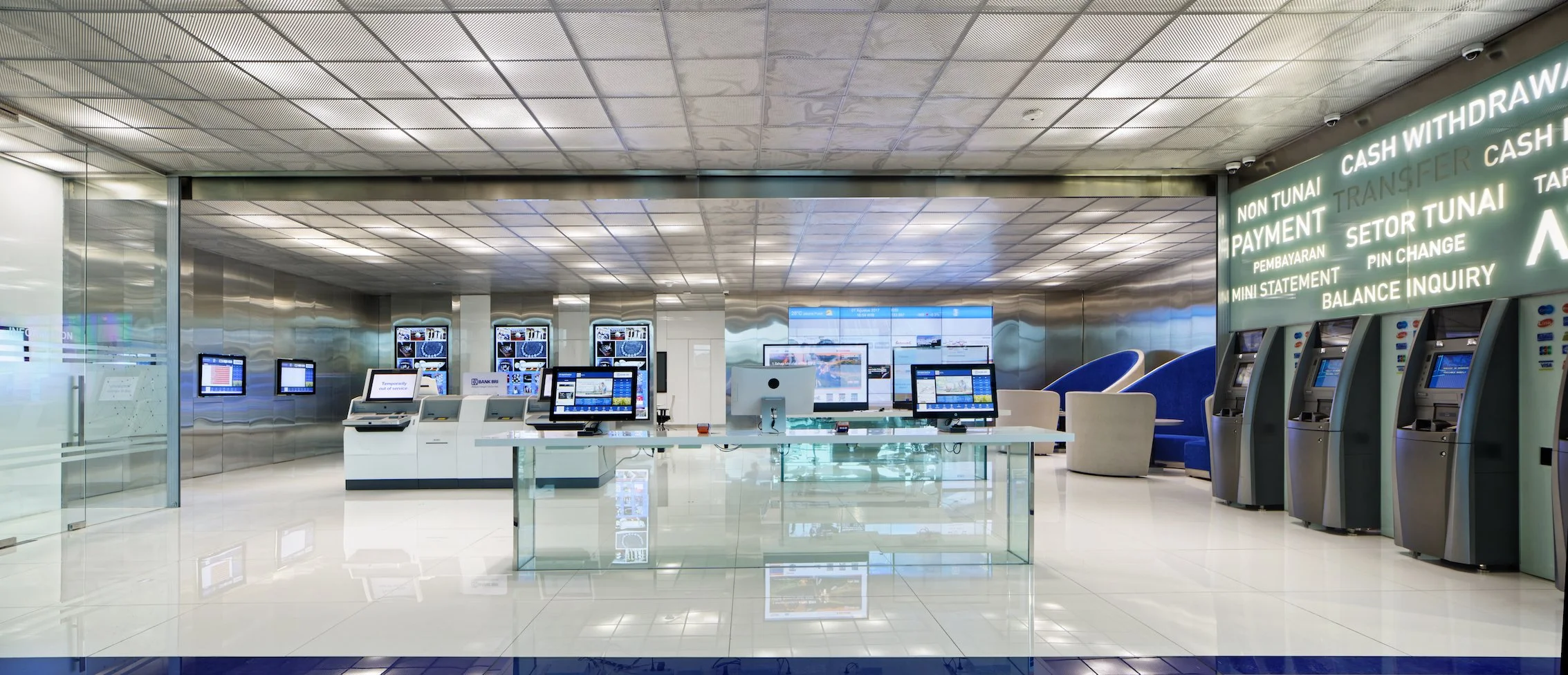 BRI Digital Banking, T3 Soetta Airport — Fernando Gomulya Architectural ...