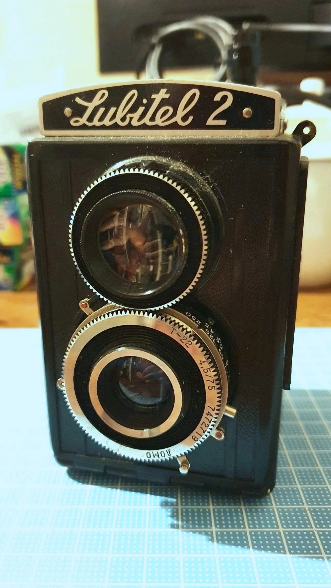 Lomo-view with the Lubitel 2 - A Simple Review of the ‘Amateur’ Medium ...