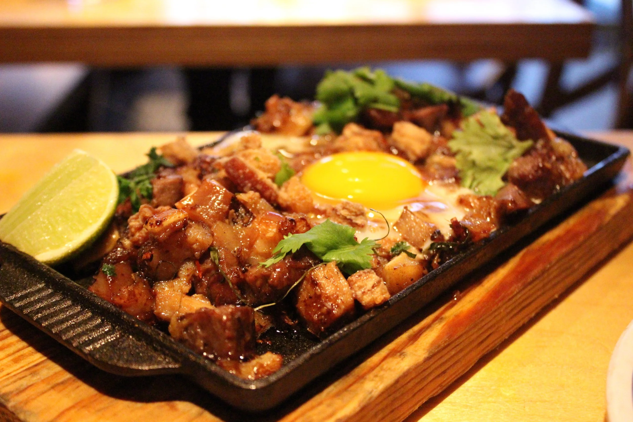 Sisig Filipino Food You Need To Know Ngo Your Meal