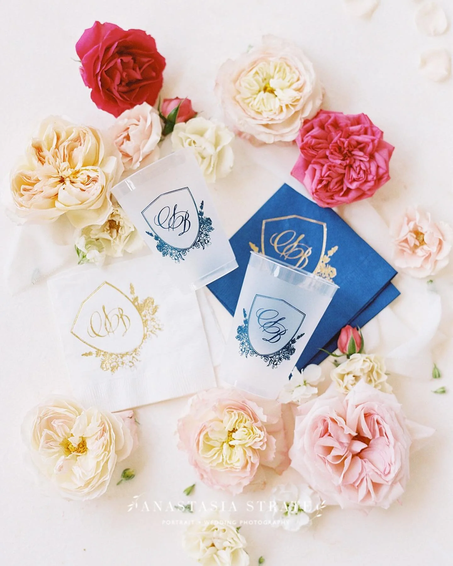 Pink Champagne Designs: Wedding, Event and Brand Design