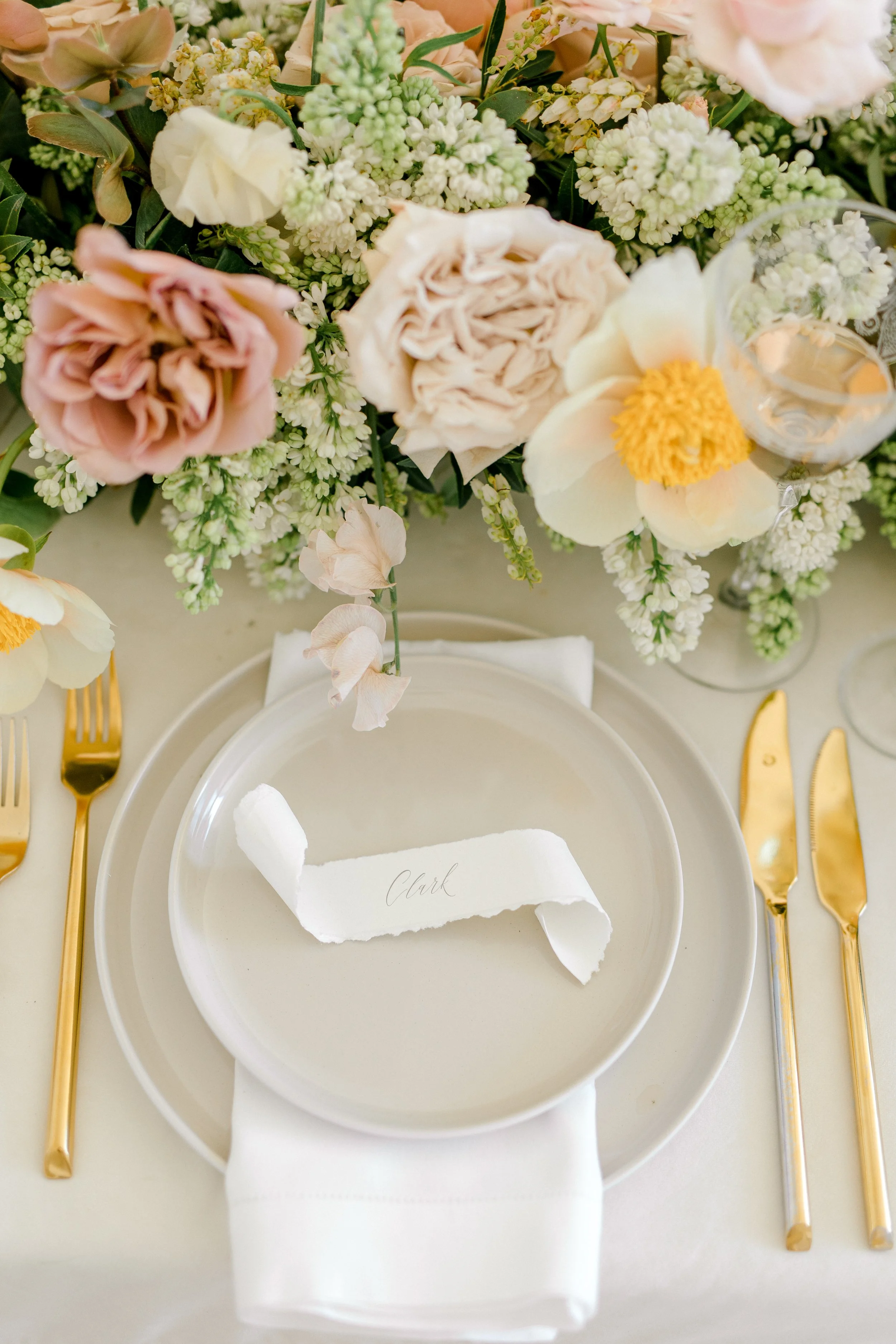 New York Wedding Editorial :: Featuring Fleurish Events — Pink ...