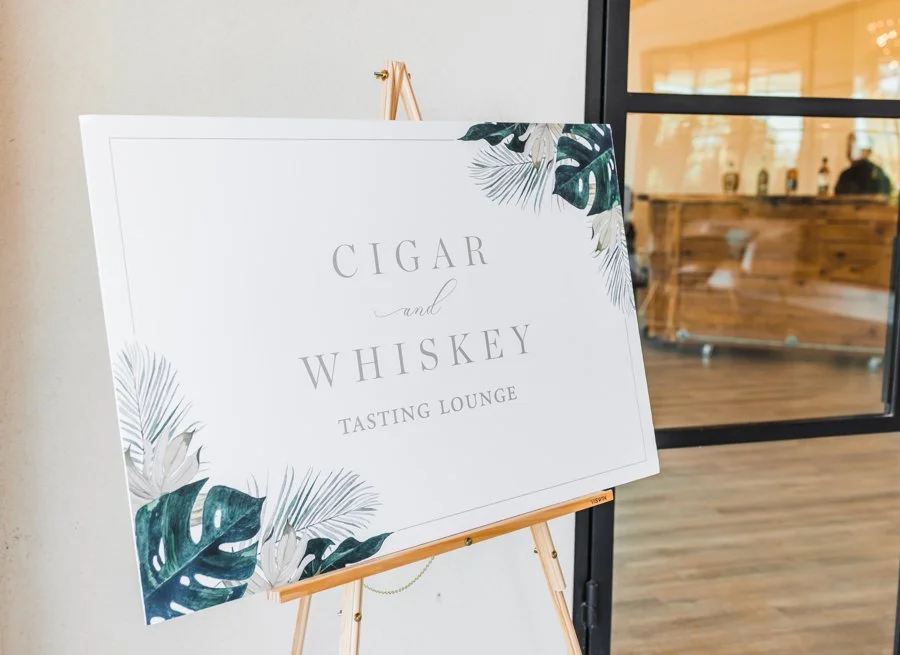 Chelsea and Devin :: A tropical twist in Austin, Texas — Pink Champagne ...