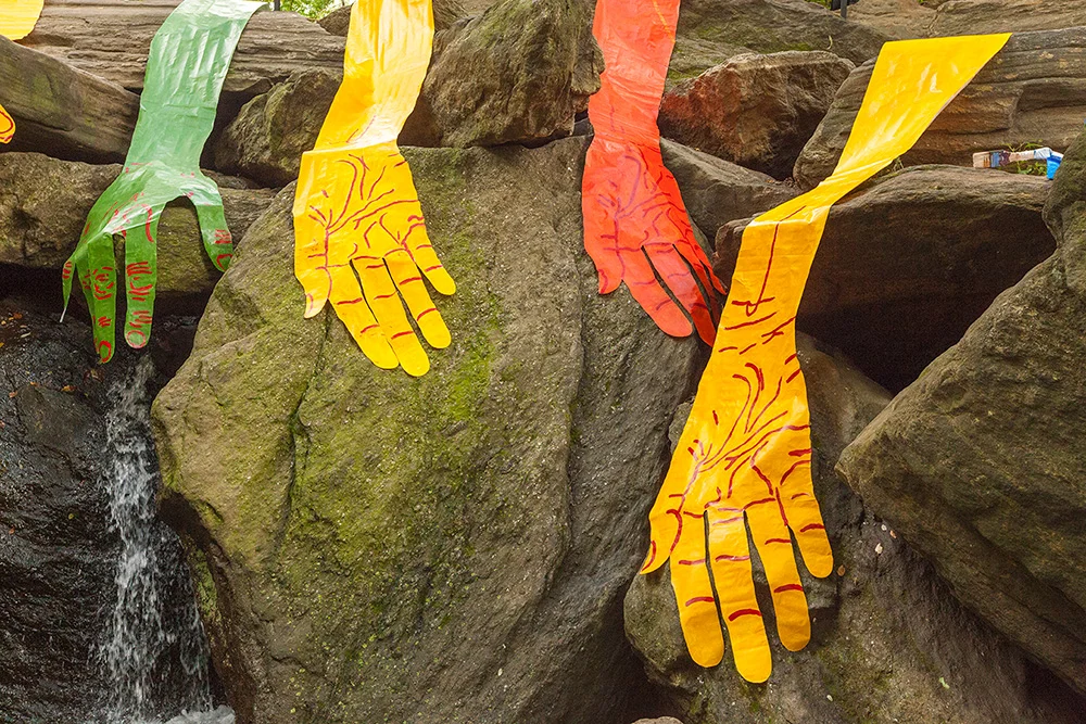 Giant Hands Installations - Mirena Rhee — Mirena Rhee