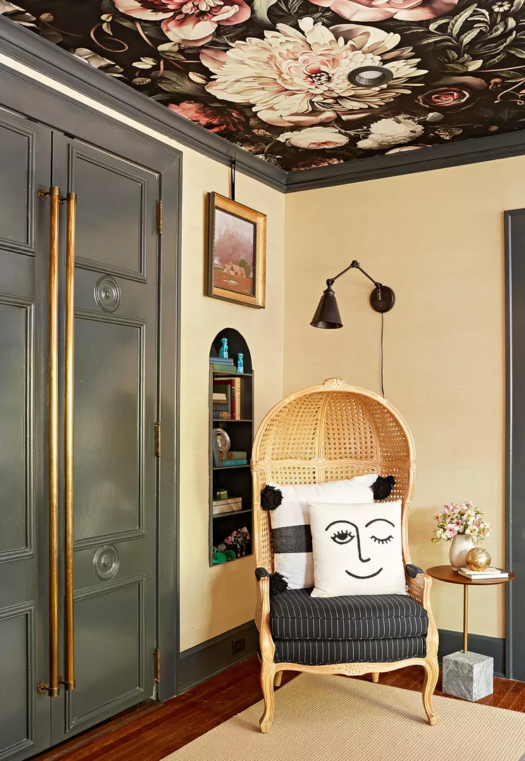 11 Creative Airbnb Theme Ideas That Will Leave Your Guests in Awe (With ...