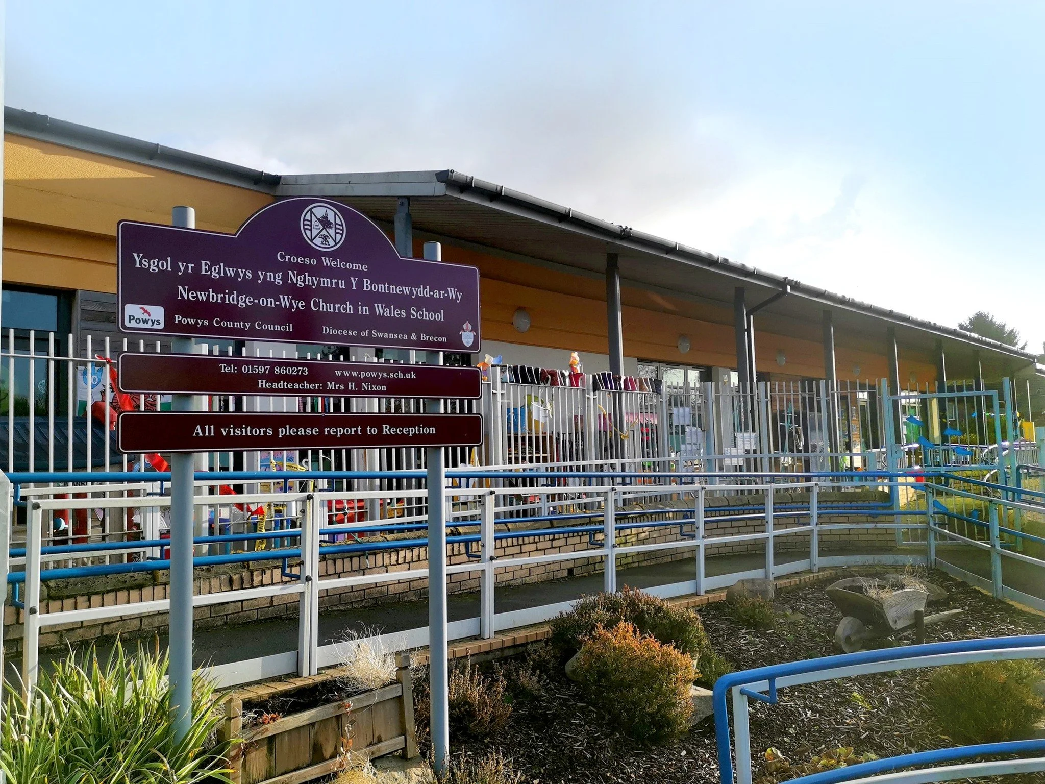 Newbridge-on-Wye Church in Wales School