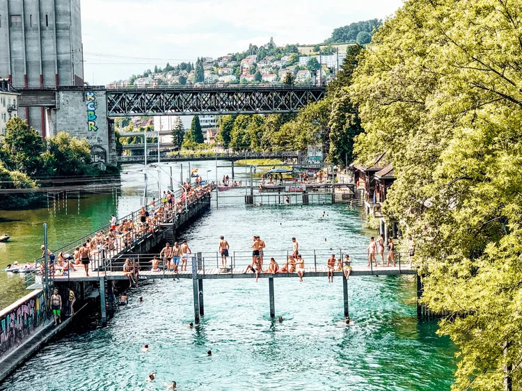 The Unofficial Visitor’s Guide to Zürich — Wander We Go