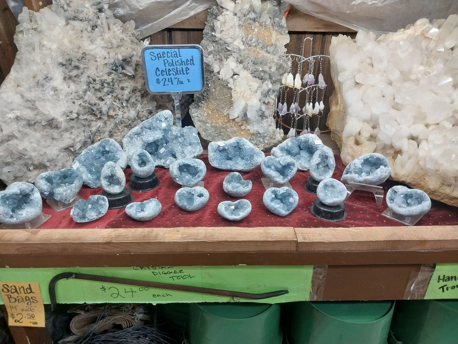 Wegner Quartz Crystal Mines - News