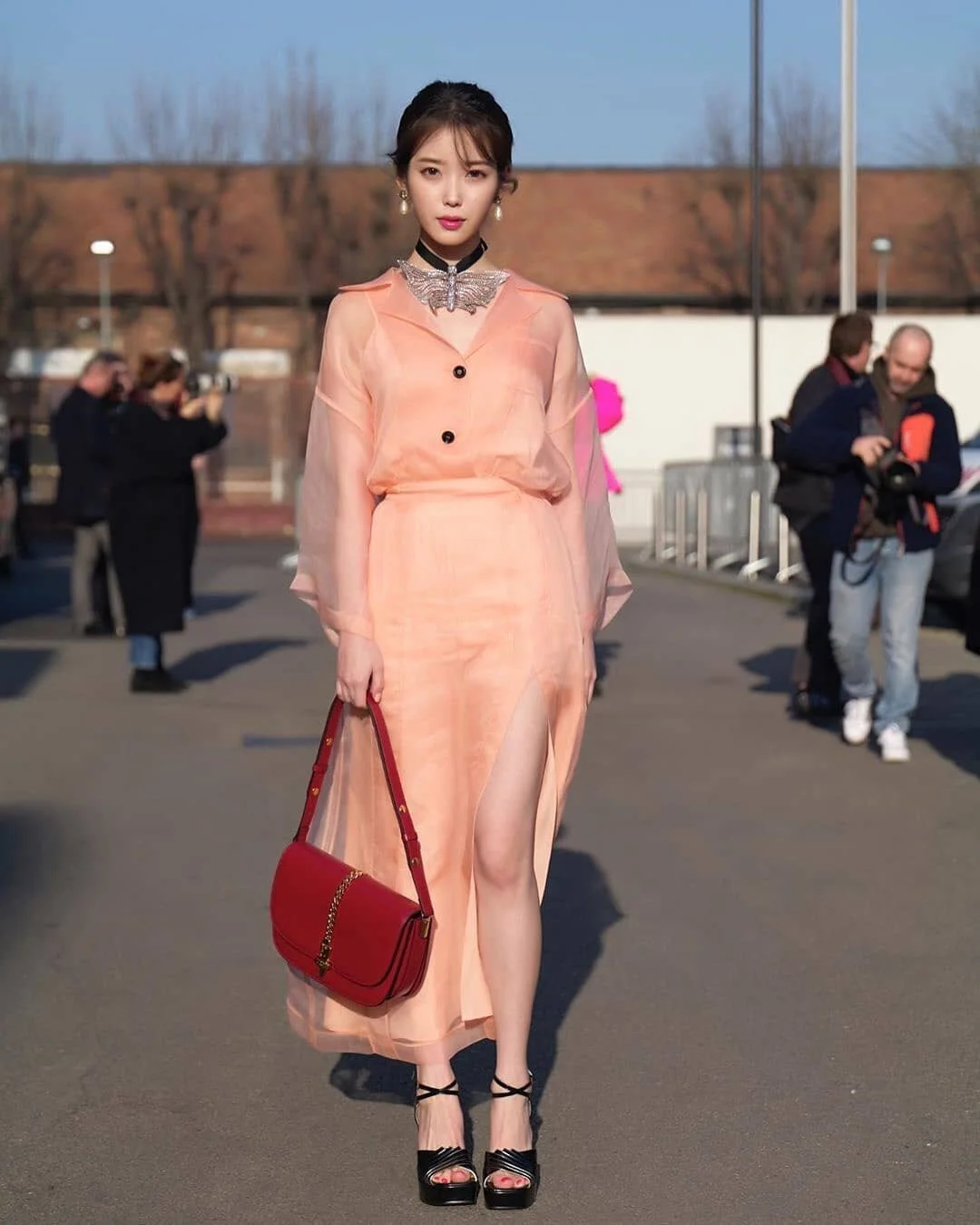Korean Actress And Singer, IU Wows In A Peach Dress During Milan ...