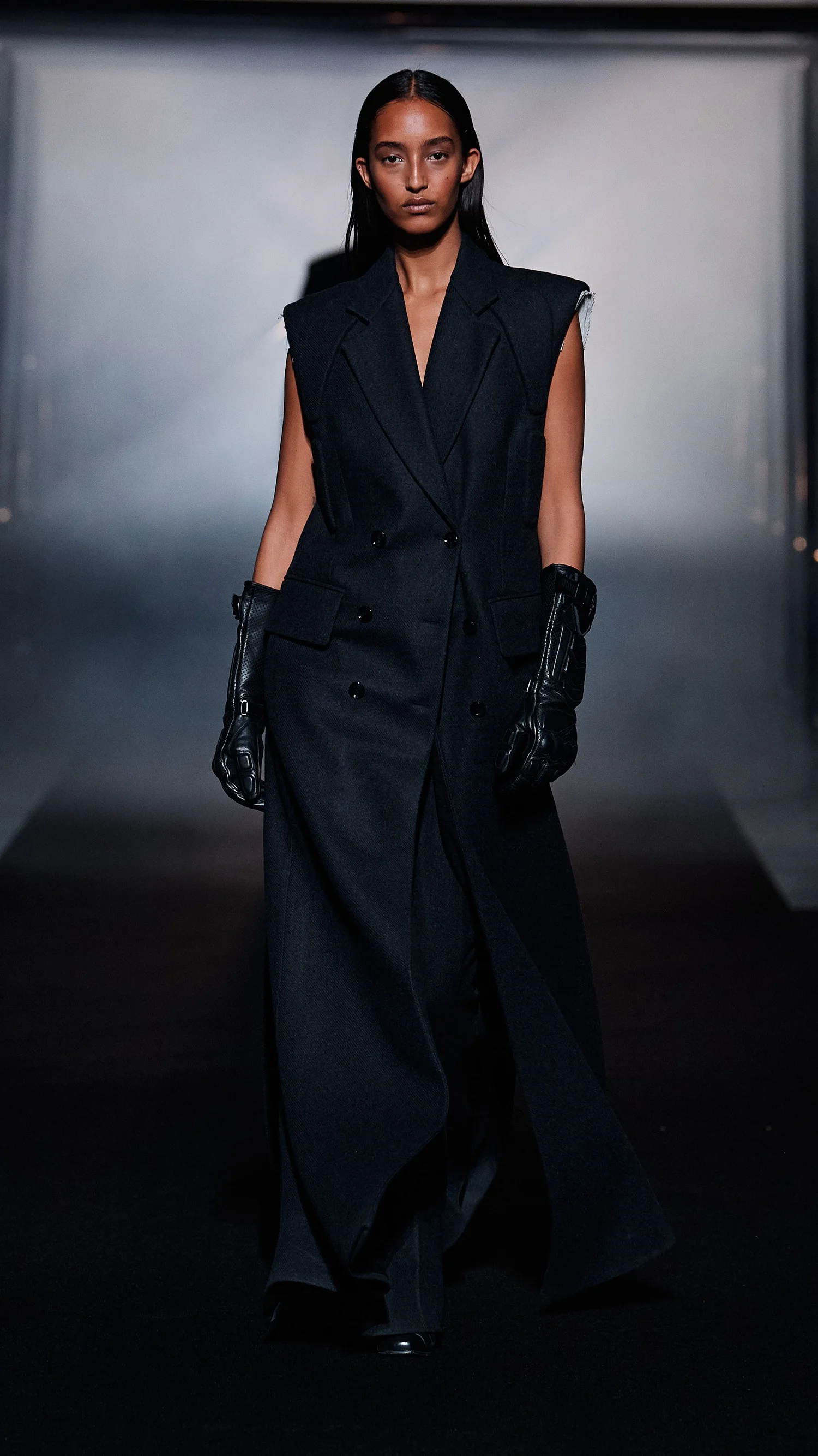 Soft Power: A New Interpretation Of The Power Suit BOSS Reveals Fall ...