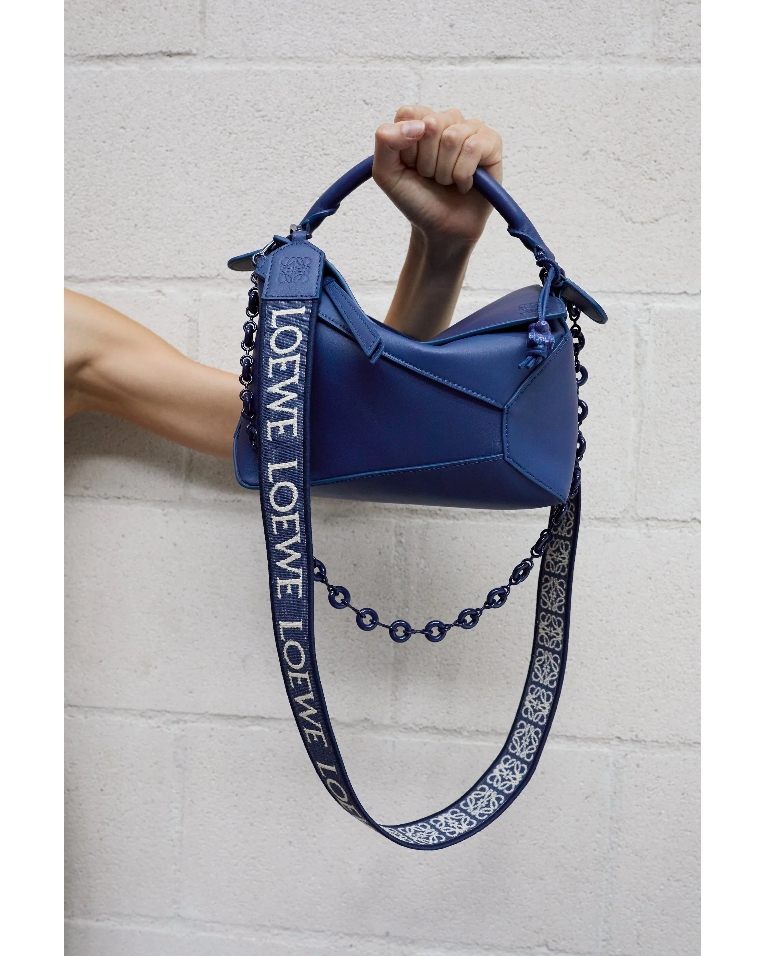 Loewe Launches Spring-Summer 2023 Pre-Collection Campaign By Juergen ...