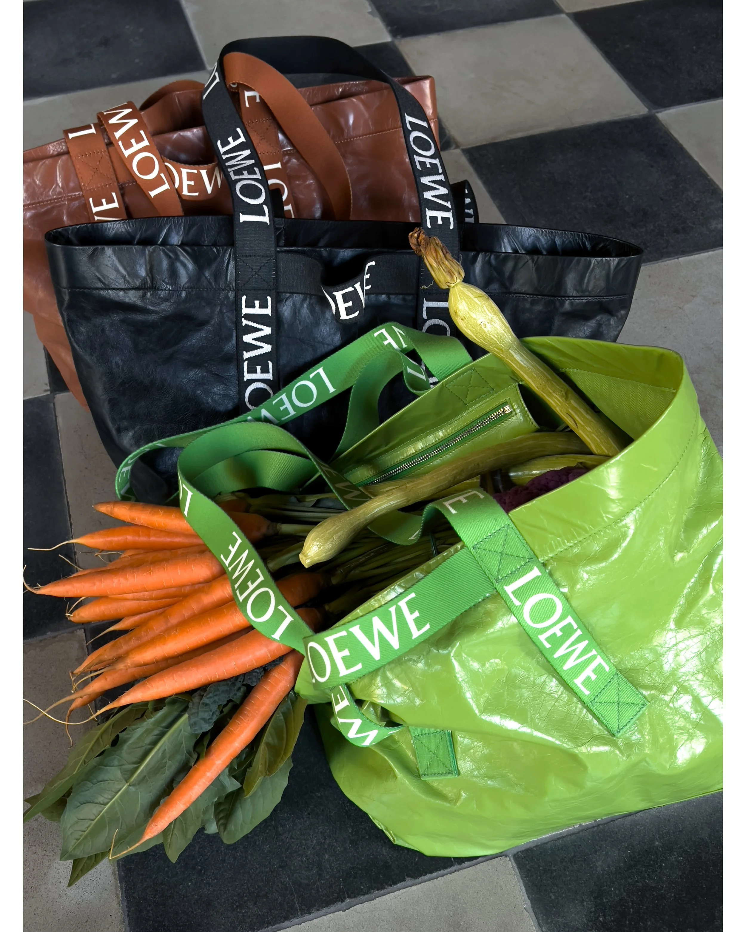 Loewe Launches Spring-Summer 2023 Pre-Collection Campaign By Juergen ...