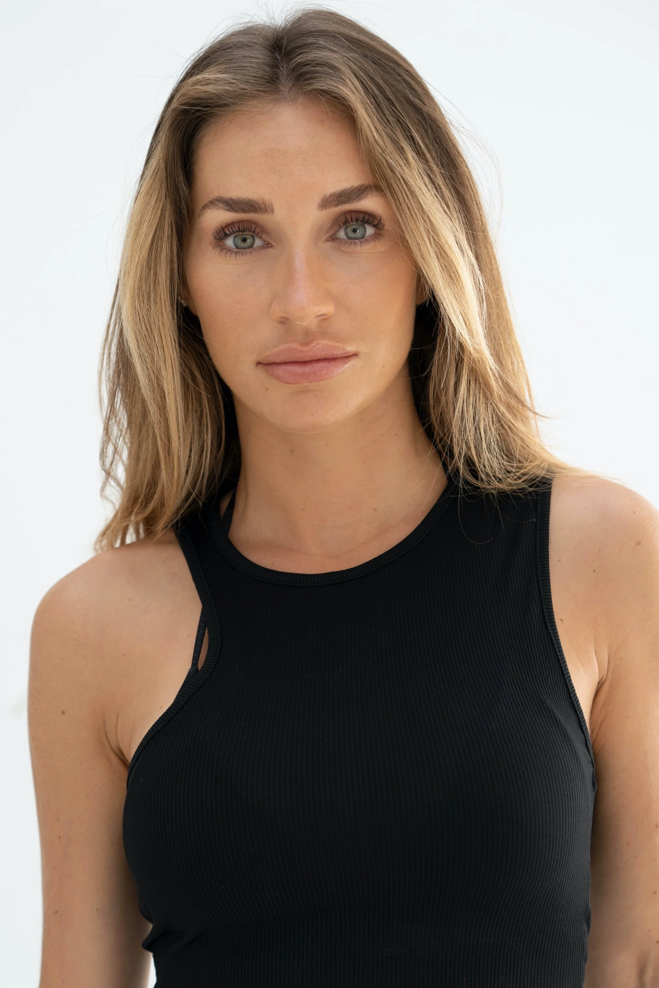 Andra Toth - Model — NXT