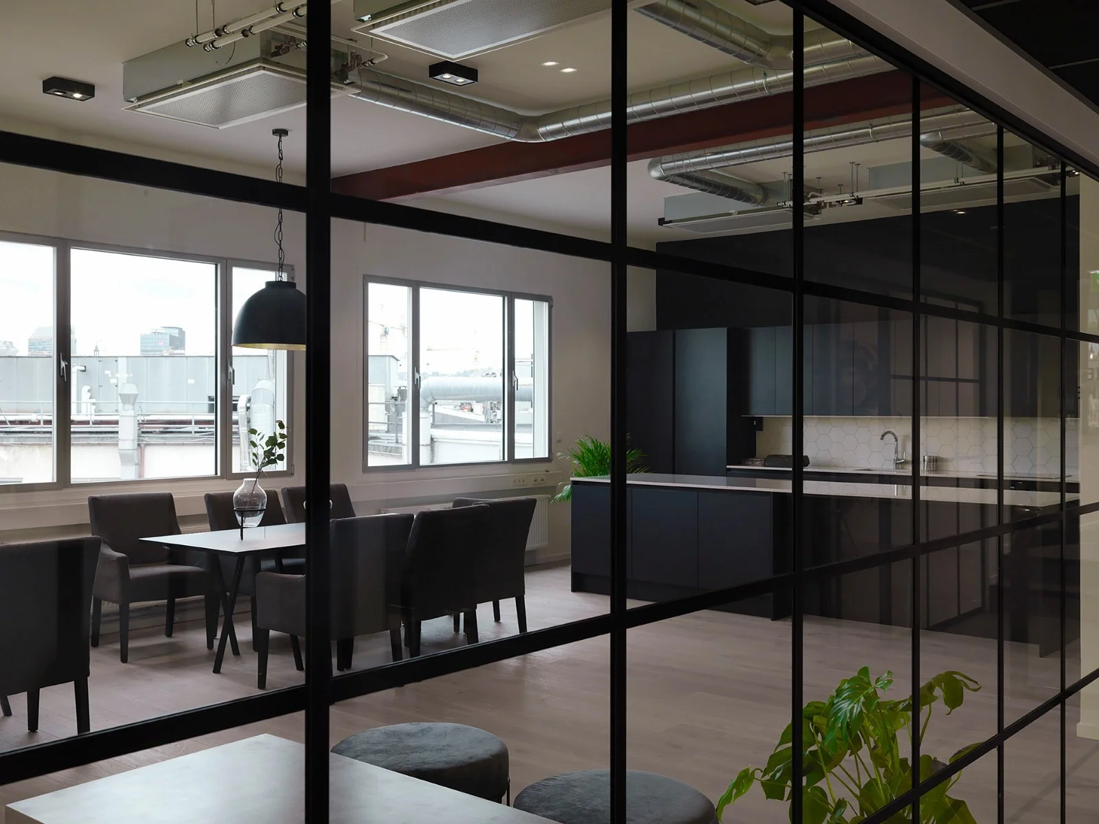 Om oss — CARUCEL EIENDOM