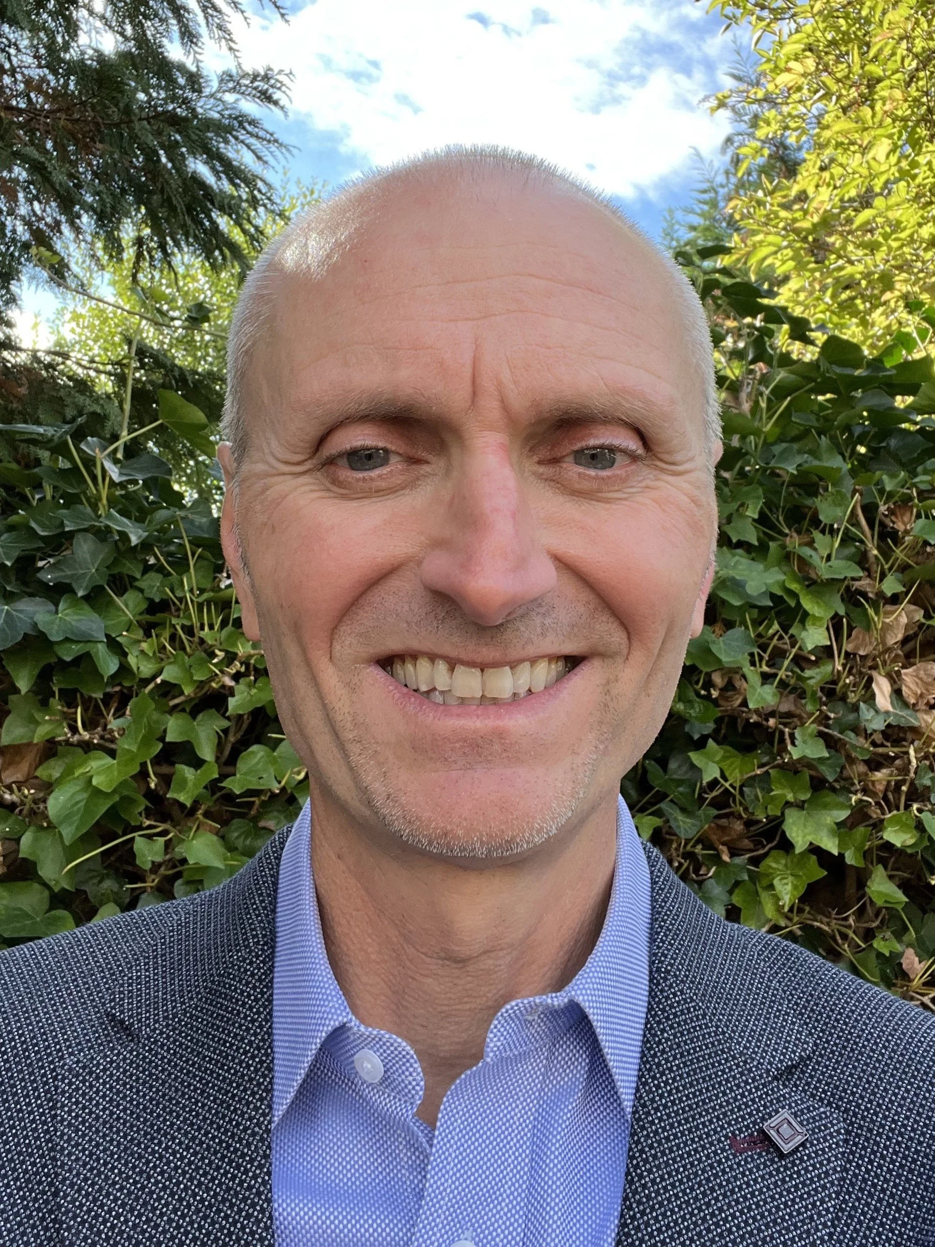 Who we are — SwissThink