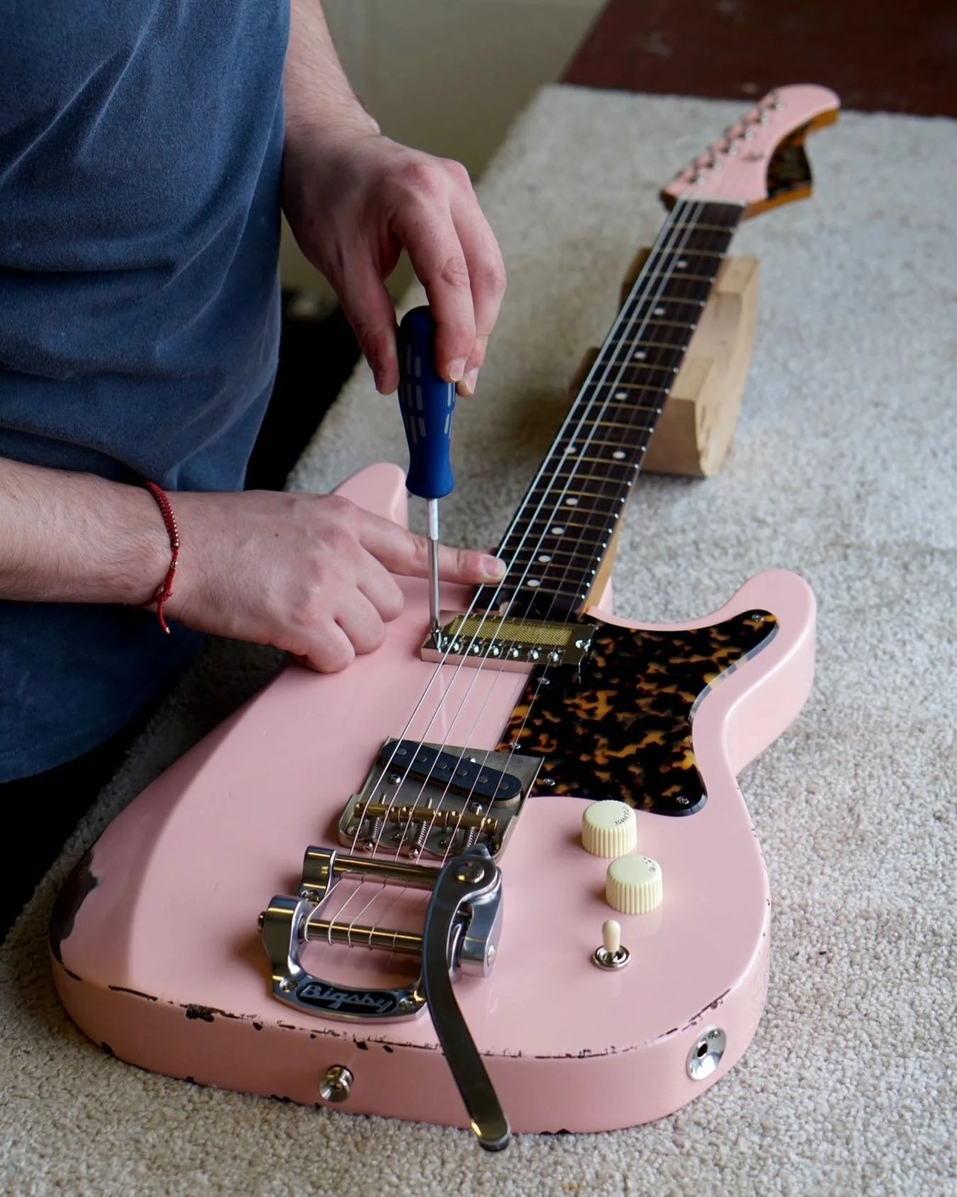 Handmade Electric Guitars UK | Hand Built Guitars | Kithara Guitars ...